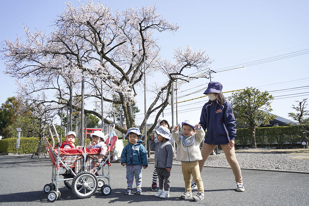 レシップホールディングス株式会社 ｜ESG ｜ 社会 ｜ 社内託児所-わくわくひろば